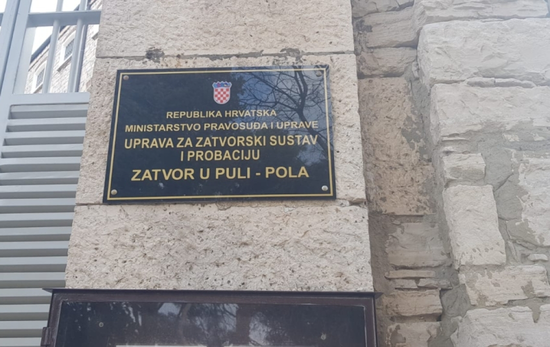 UHVAĆEN S DROGOM I BEZ VOZAČKE DOZVOLE! - IstraIN