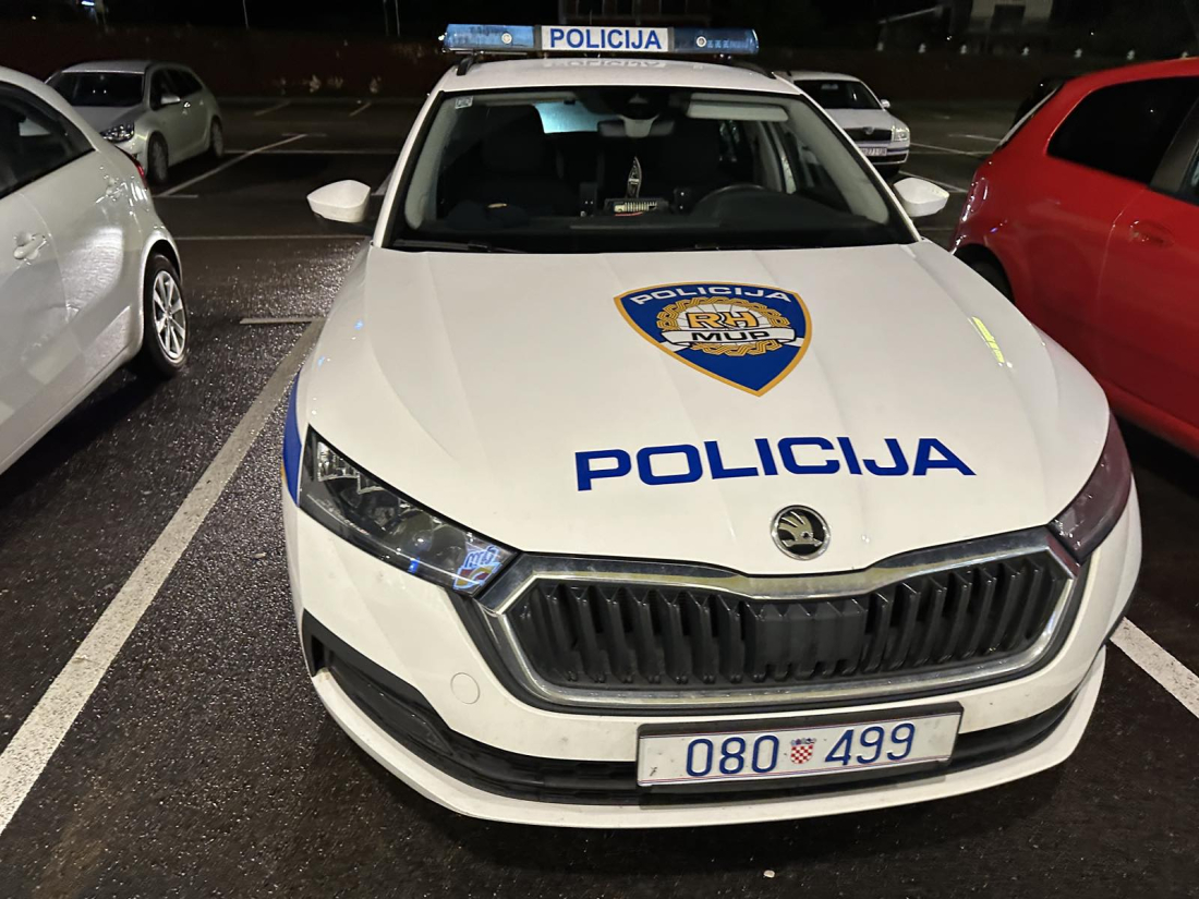 Vozio pijan, bez vozačke dozvole i zaradio 120 dana u zatvoru! - IstraIN