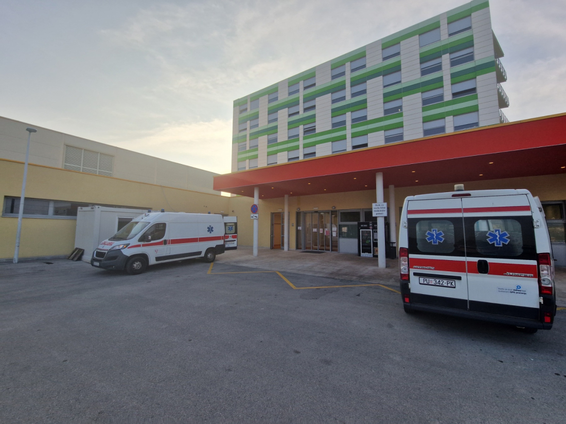 Hitni prijem u pulskoj bolnici sve opterećeniji: Više pacijenata nego ...