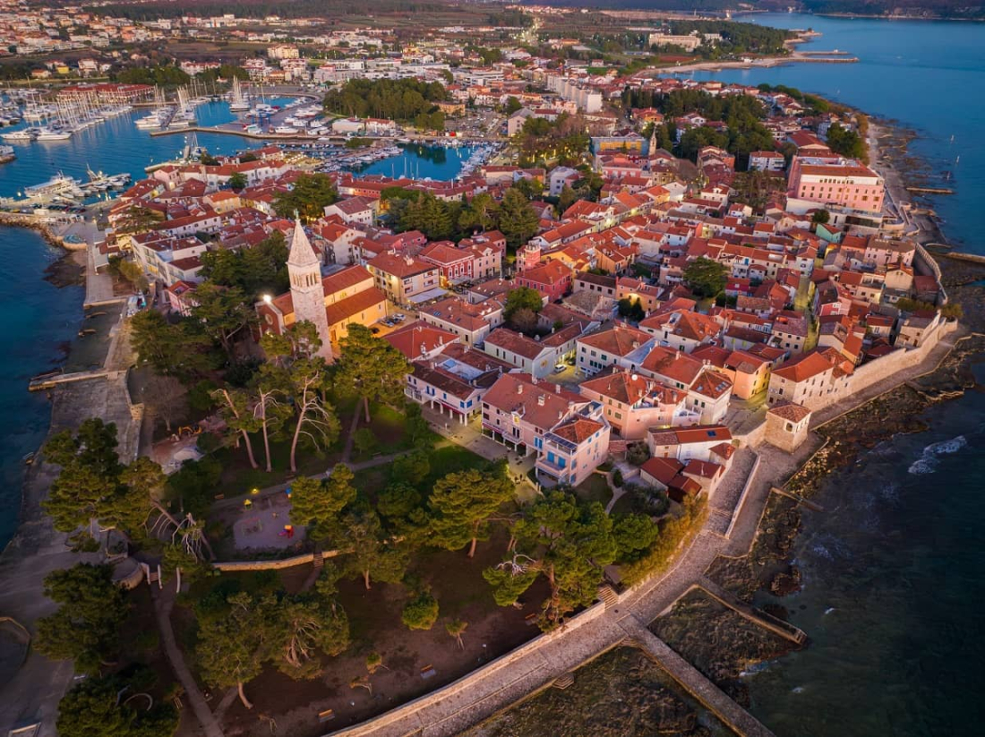 Grad Novigrad nagrađuje izvrsne studente s područja Grada - IstraIN