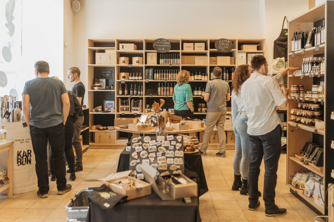 Inner Wheel klub Pula organizira humanitarni obilazak Muzeja maslinovog ...