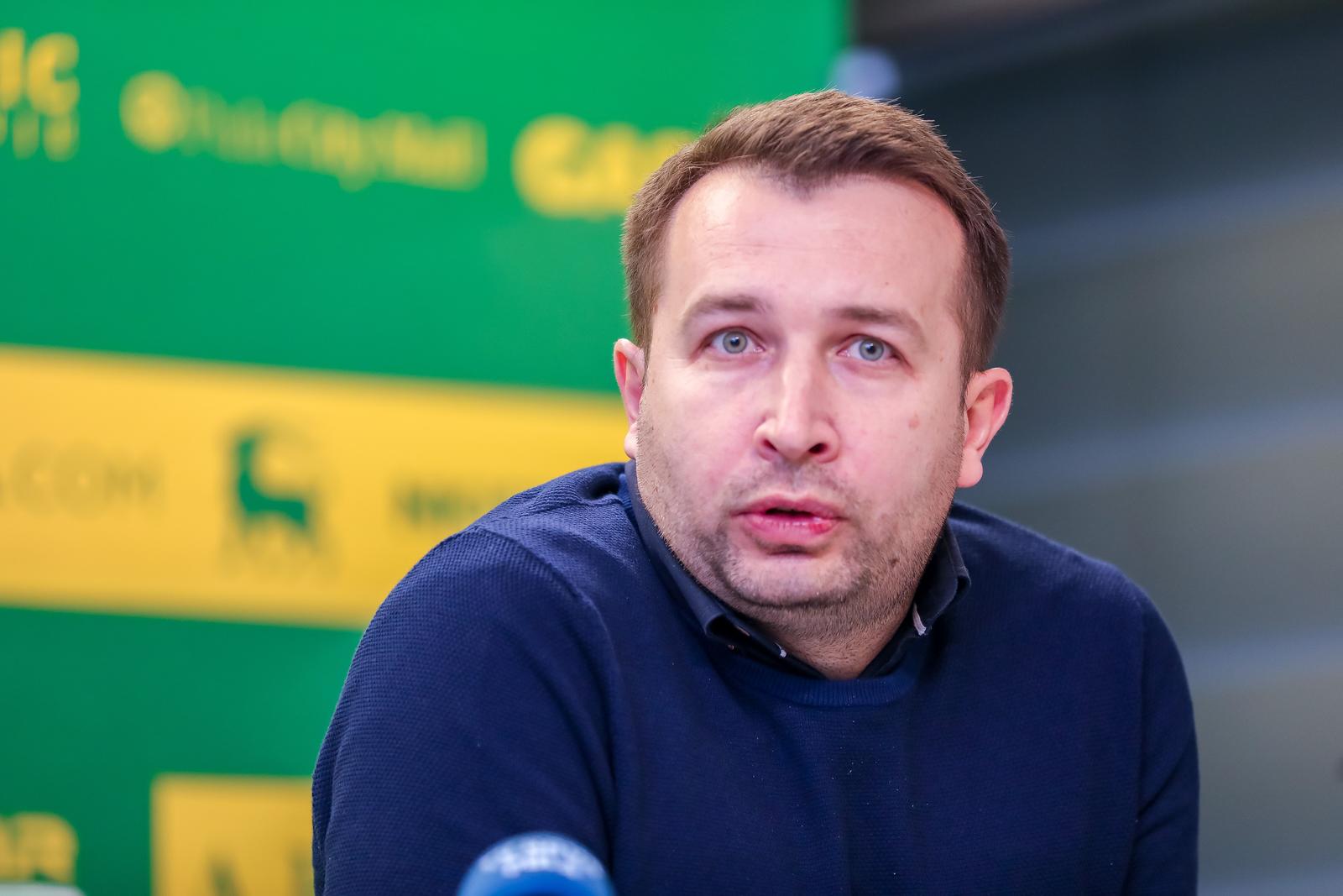 NAPUSTIO PULSKOG PRVOLIGAŠA Darko Podnar ušao u Izvršni odbor Dinama ...