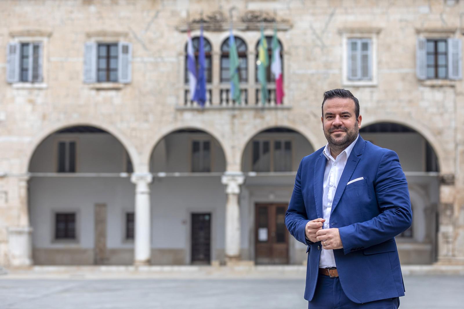 INTERVJU S GRADONAČELNIKOM PULE Zoričić: Važno mi je da se ja kao ...