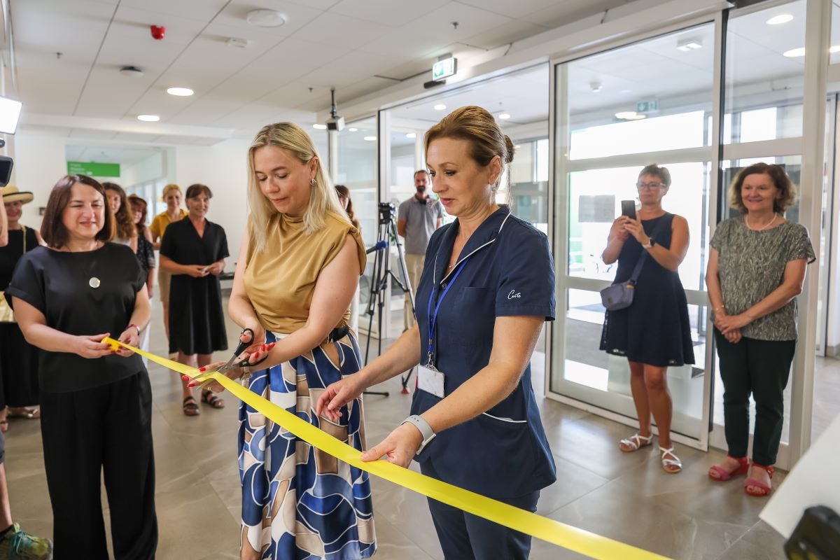 U Općoj bolnici Pula otvoren Knjižnični stacionar Santorio - IstraIN